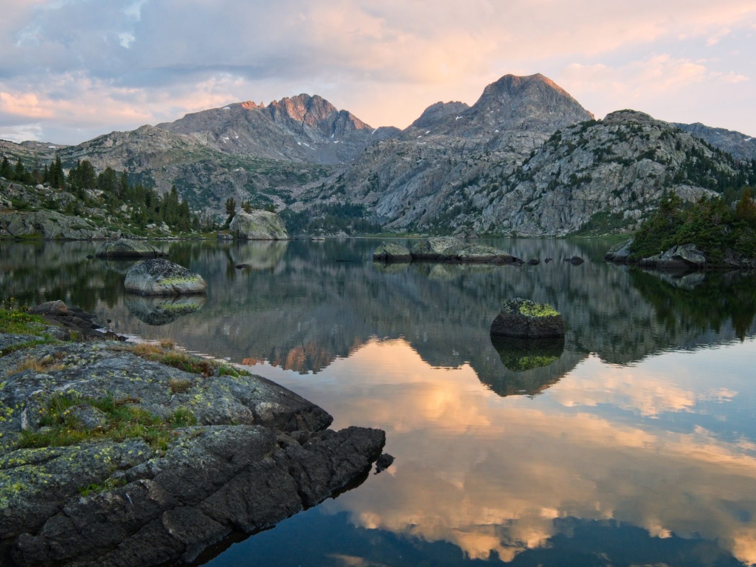 Titcomb Basin Backpacking Loop - Backcountry Sights